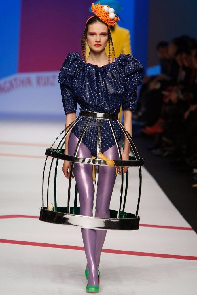 Tras la pista de una tendencia: el surrealismo en la moda - INNOVACION ...